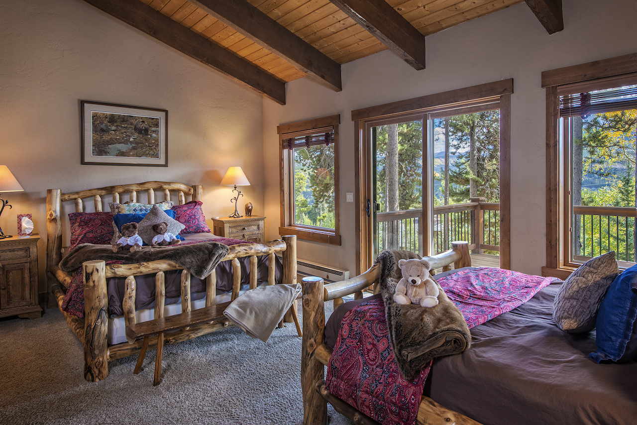 Slopeside Lodge | Jane's Lodges
