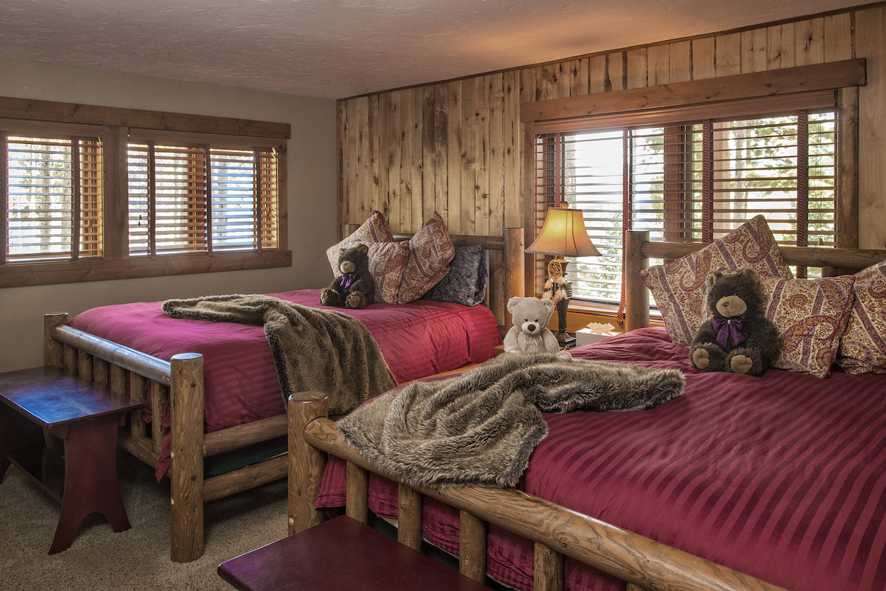 Slopeside Lodge | Jane's Lodges