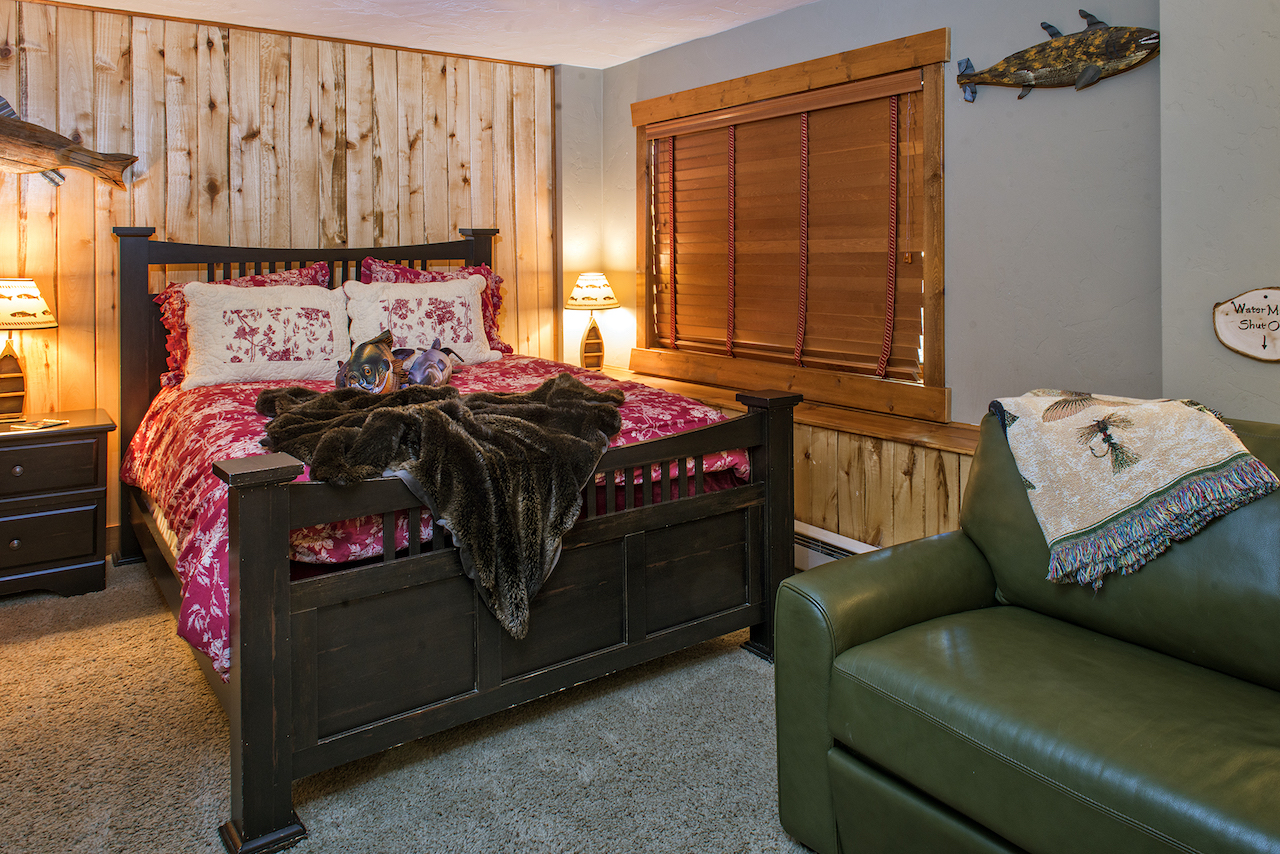 Slopeside Lodge | Jane's Lodges