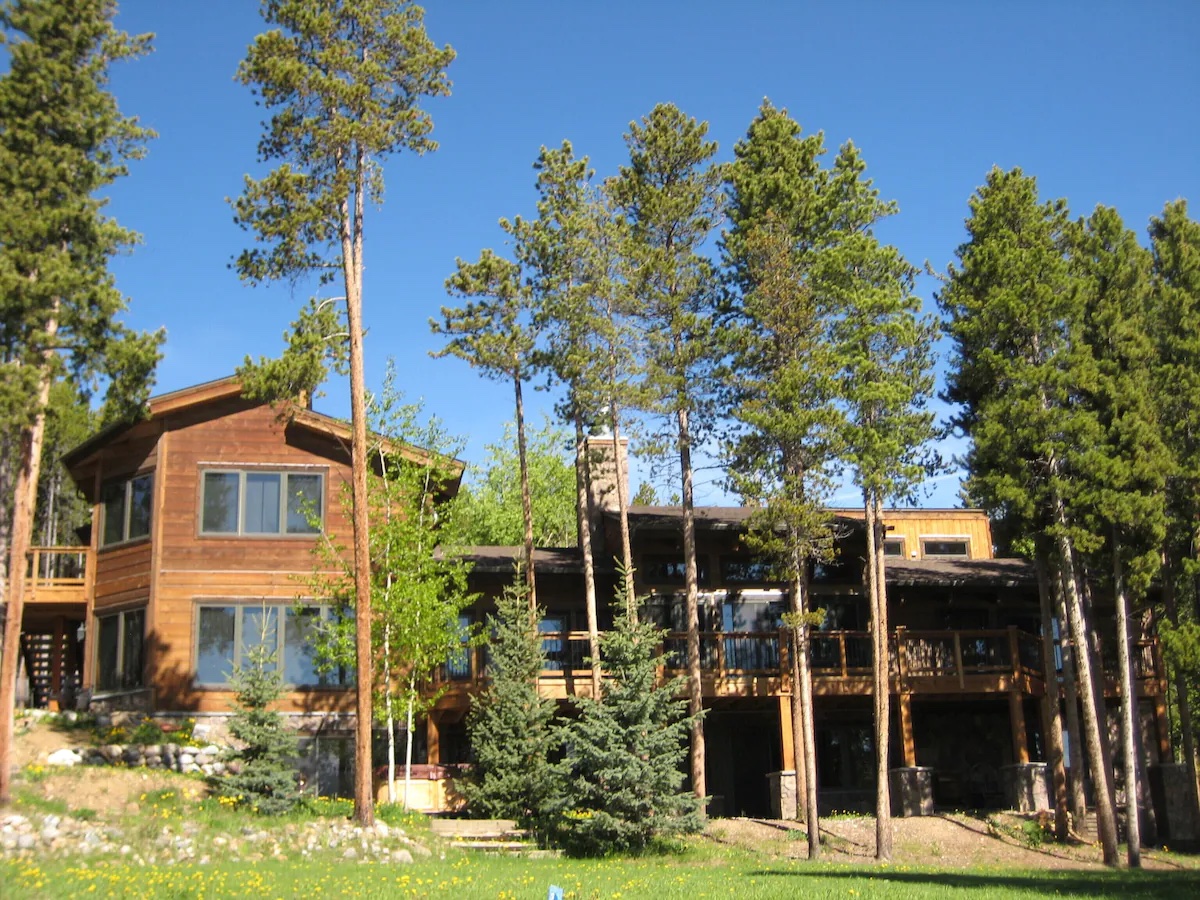 Slopeside Lodge | Jane's Lodges
